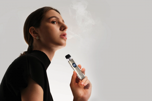 Comparing Cartridge Systems vs Loose-Leaf Cannabis Vaporizer Machines ...